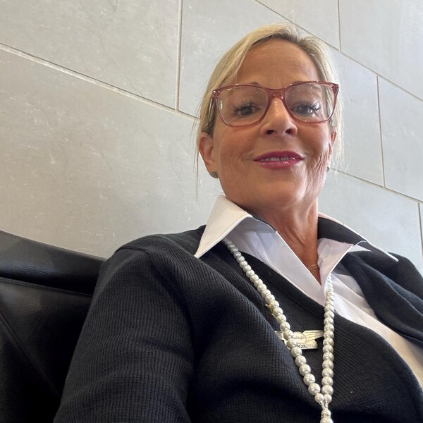 Airplane Zipper Pull (flight Attendant Jewelry, Blue Zipper Pull ...