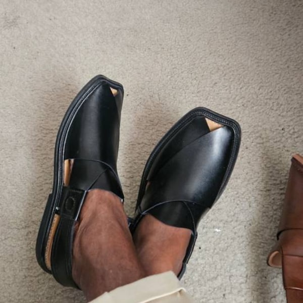Handmade Traditional Peshawari Chappal | Kaptaan Chappal Leather Men's ...