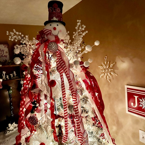 Skull Skeleton Totem Pole, Purple and Pink Flowers, Gothic Decor ...