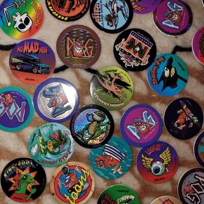 Pogs 20 Assorted Milkcaps CANADA GAMES Red Back POGMAN - Etsy