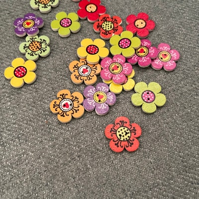 Colorful Large Wooden Buttons, Big Decorative Wood Buttons, Random ...