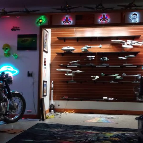 Nuclear Bomb Edge Lit LED Sign , Neon Like , Arcade Light Sign, Nuke ...