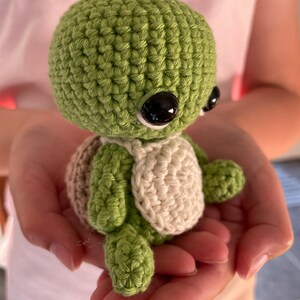 PATTERN: Viktor the Velociraptor Crochet Raptor Pattern - Etsy