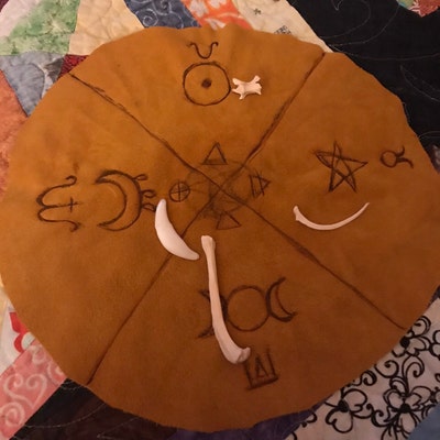 Pocket Osteomancy: A Simple Bone Divination Set Paperback Book, BLANK ...