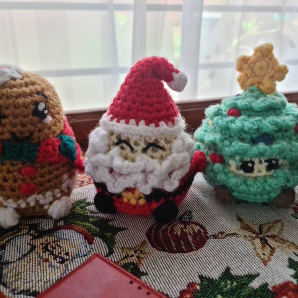 Swinging Holiday Squad Crochet Patterns, Christmas Car Hanging Crochet ...