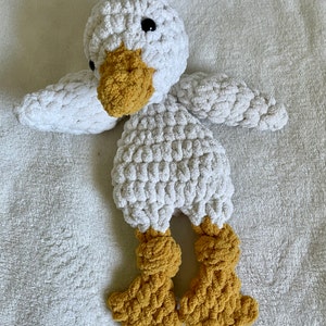 MINI Goldie Goose Knotted Lovey Crochet Goose PATTERN - Etsy
