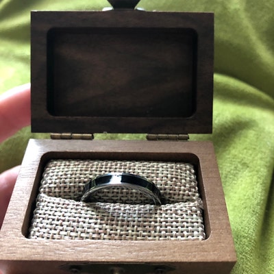 Hammered Meteorite and Guitar String Black Tungsten Ring Tungsten ...