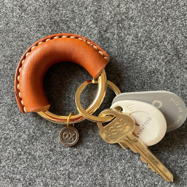Leather Keychain | CLASSICS Collection | Sturdy Elegant Design ...