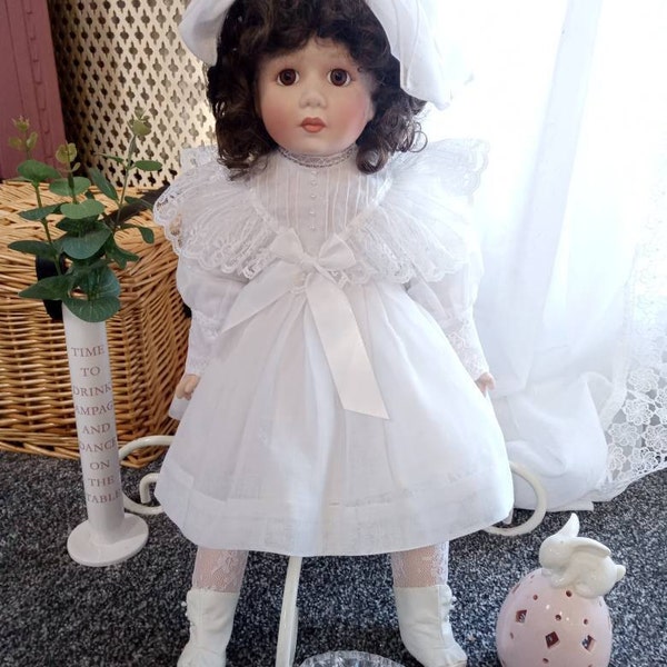 The Rare Emily, Hand Gold Gilt Painted, by Pauline Shone for Spode, a ...