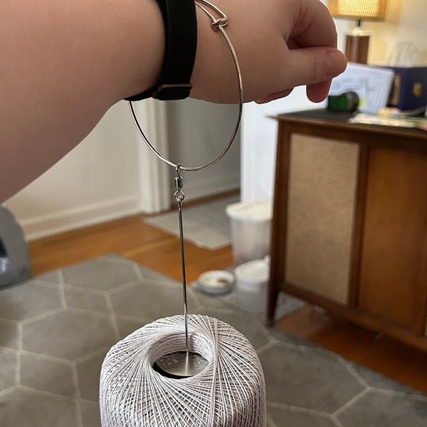 Wrist Thread Ball Holder, Hold Your Thread Handy for Tatting and ...