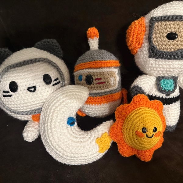 9 Space Crochet Pattern Set , Simple Amigurumi Mini Alien Rocket PDF ...