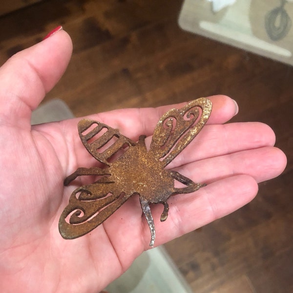 Rusty Metal Honey Bee Rusty Insect Pagan Garden Gift Rusty Bee Bee Gift ...