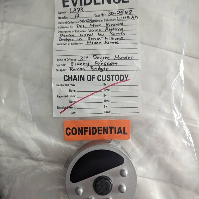 bestselling 24x36 Scream 3 Replica Roman Bridger LED/Push Voice Changer