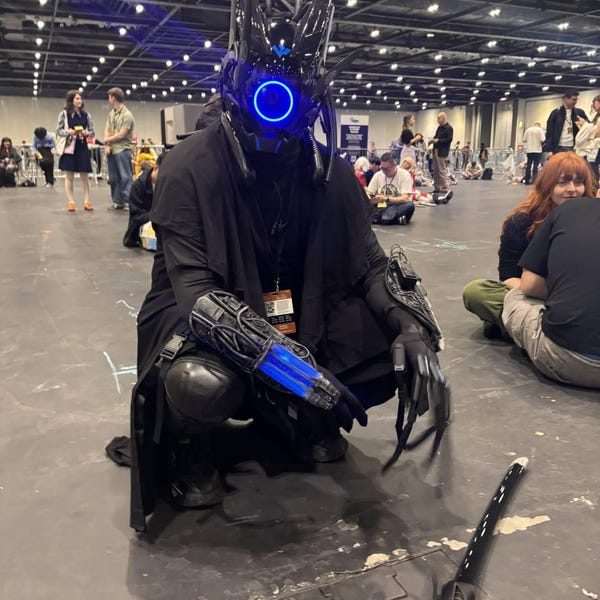 Alien Xenomorph Arm, Cosplay Costume Piece. With Claws - Etsy