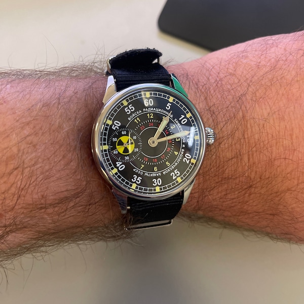 Soviet Watch "molnija"- "troops of Radiation, Chemical and Biological ...