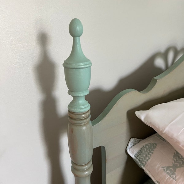 Wood Finial Replacement Bed Post 4-7/8 H X 2-3/4 W X 1-3/4 Base. Wood ...