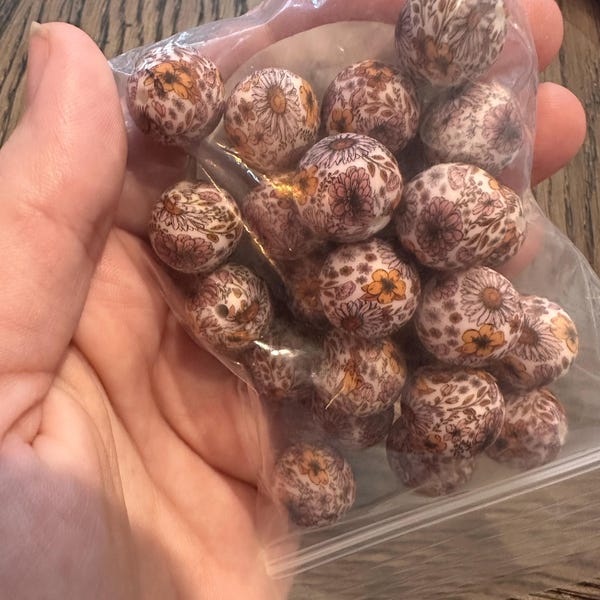 Orange Buck Focal Beads and Camouflage 15mm Silicone Bead Mix ...