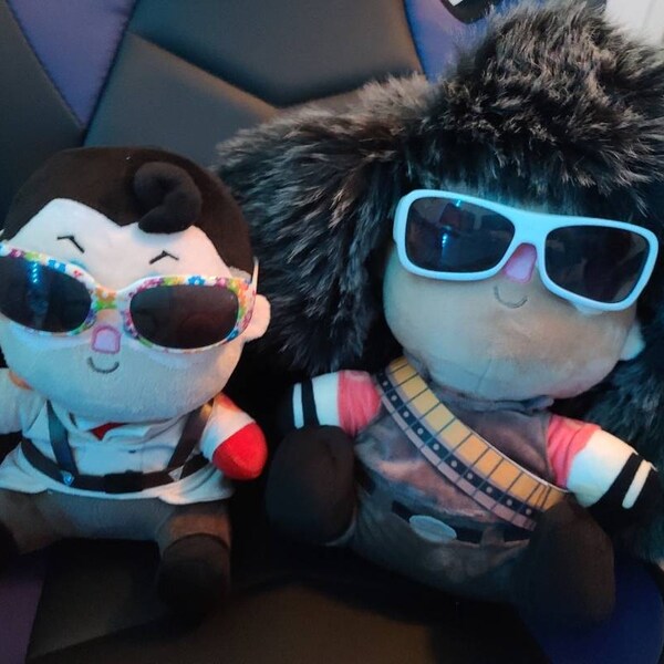 Team Fortress 2 - Heavy and Medic Plushie Bundle - Etsy