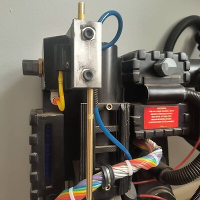 Spirit Halloween Proton Pack Ribbon Cable Kit Ghostbusters Mod scaled ...