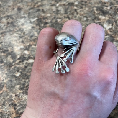 Anatomical Gripping Hand Skeleton Ring, Silver Finger Ring, Cool Wrap ...
