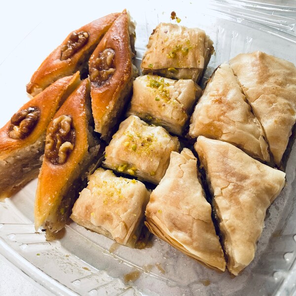 Handmade Mini Walnut Baklava azerbaijani - Etsy