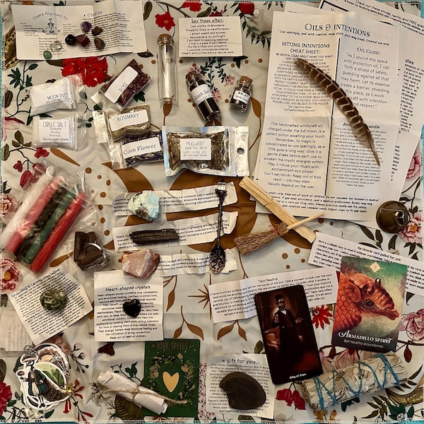 Supplies for New Witch Altar to Perform Witchcraft Rituals, Adult Curio ...