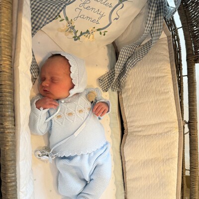 Monogrammed Simple Bow Burp Cloth or Bib - Etsy