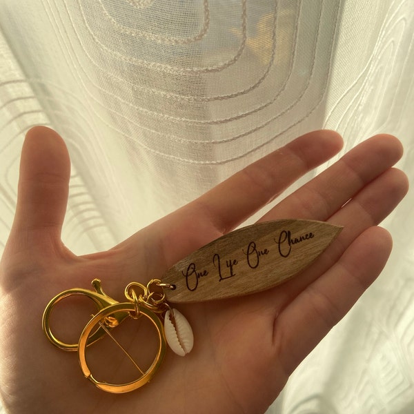 Personalized Surf Keychain | Wood and Resin Jewelery for Woman ...