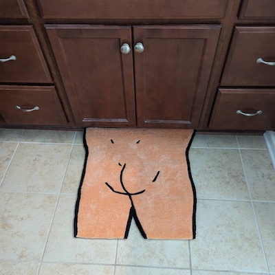 MADE TO ORDER King of the Hill Hank Hill Inspired Butt Tuft Rug - Etsy