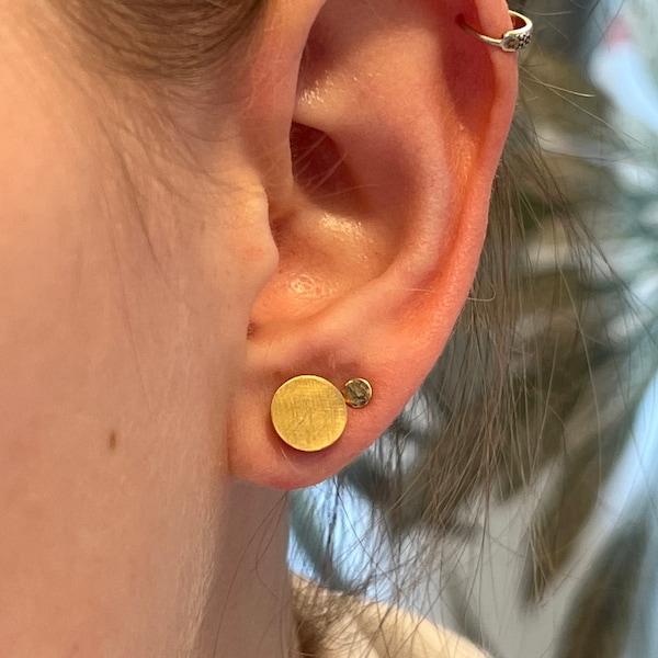 Capped Gold Plugs ~ Satin Finish ~ Lightweight Hollow ~ Yellow Gold ...