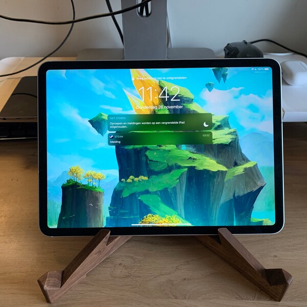 Wood MacBook Pro Table Stand and Holder Wooden Riser for MacBook Pro ...