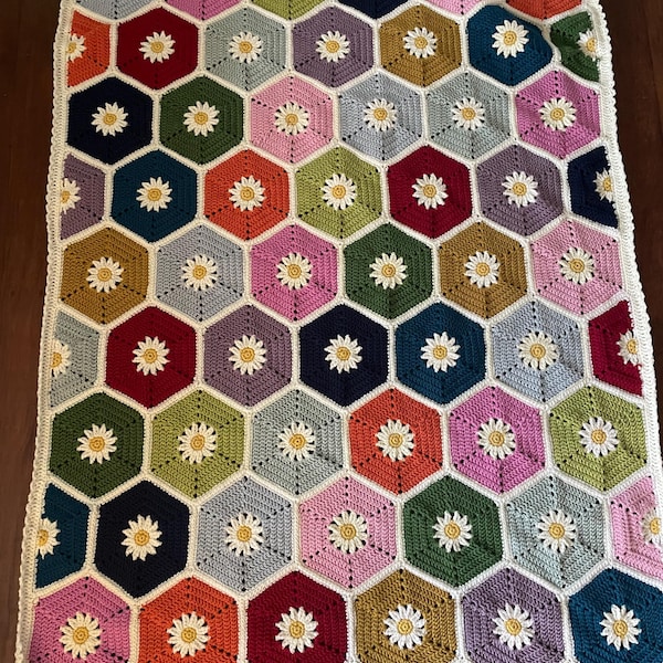 Hexadaisy Crochet Blanket Pattern by Meema Makes ®, Crochet Daisy ...