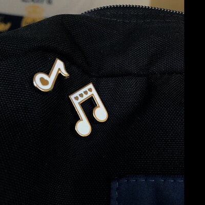Music Note Hard Enamel Pin // Love Band Choir Teacher - Etsy