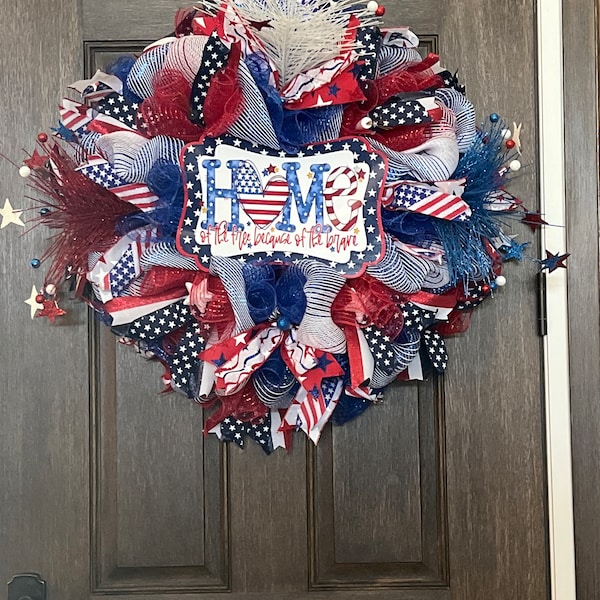 Mickey Mouse Wreath, Light up Disney Ears, Mouse Head Christmas Wreath ...