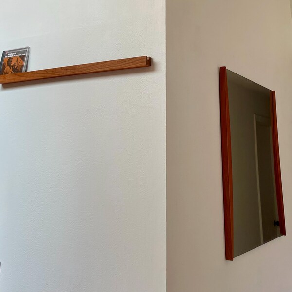 Modern Desk Photo Display, Desk Photo Ledge, Picture Display, Desk ...