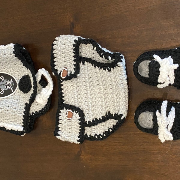 Cowgirl Outfit Boots Hat Vest Chaps Diaper Cover Set Newborn Size Photo ...