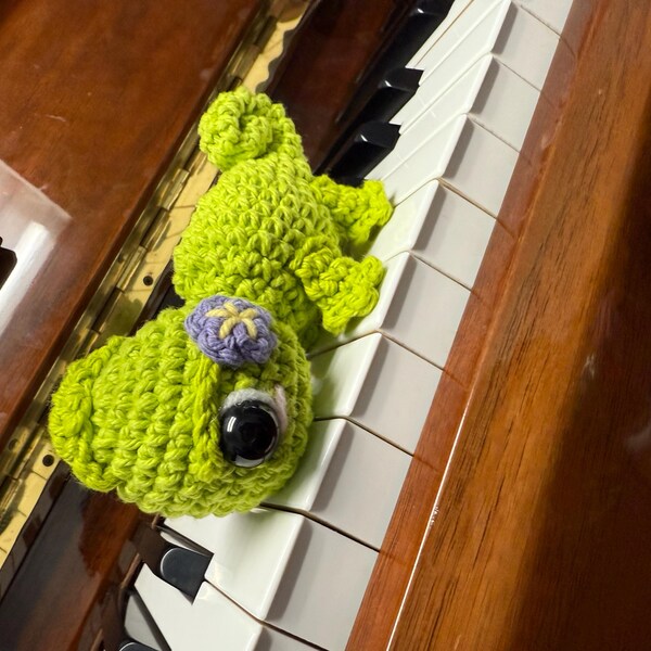 Coquette Crochet Cherry Bow Keychain | Crochet Cherry Keychain ...