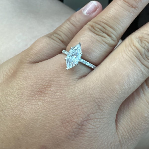 Meghan Markle Replica, Cushion Cut Lab Grown Diamond Engagement Ring, Three Stone Ring, 14K ...