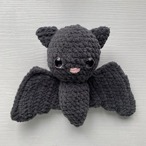 PATTERN: Plush Binx the Bat Pattern Amigurumi Chunky Bat Pattern Super ...