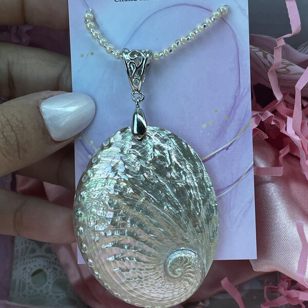Aphrodite's Pearlamon Seashell Necklace . Pearlized Abalone Shell ...