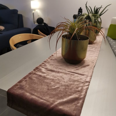 Pink Velvet Runner Beautiful Table Runners for You High Quality Velvet ...
