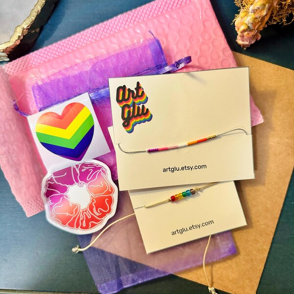 Minimalist Lesbian Chain Bracelet | LGBT | Pride - Etsy