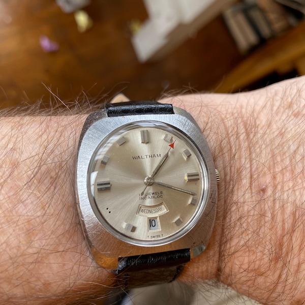 Vintage HAFIS Gents Watch, SWISS Made 21 Jewel, Unusual Faceted Case ...