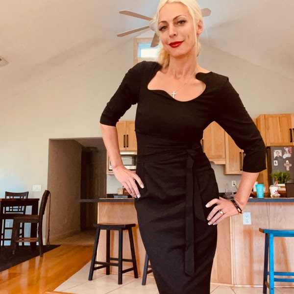 Janice - Old Hollywood Pencil Dress Curve Neckline - Etsy