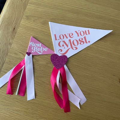 Valentine's Day Pennant Flag Printables // Valentine Flags - Etsy