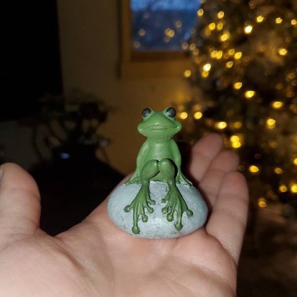 Hand Painted Resin Frog Statue, Fairy Garden Decor - Etsy