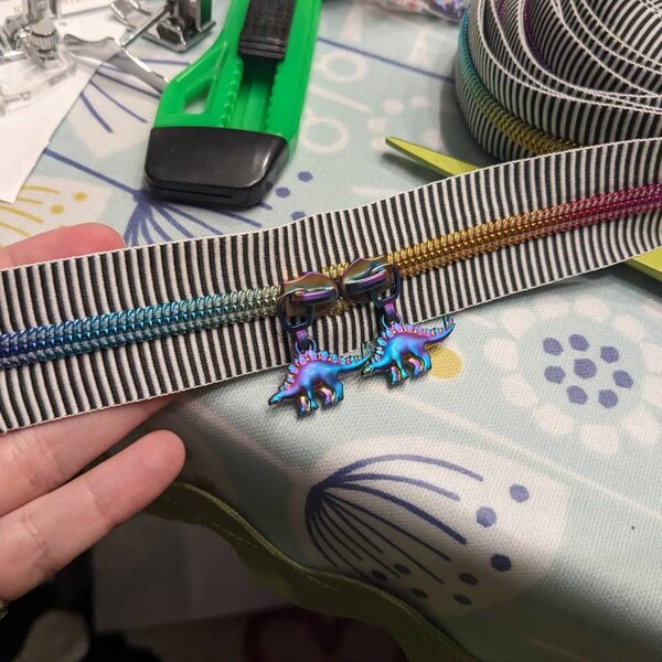 Lion and Tiger Flower Zipper Pull - Flower Zip Pulls - 7 Colors - Size ...