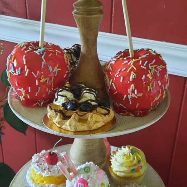 One Lifelike Faux Red Candy Apple, 7-inch Artificial Fall Decor Fruit ...