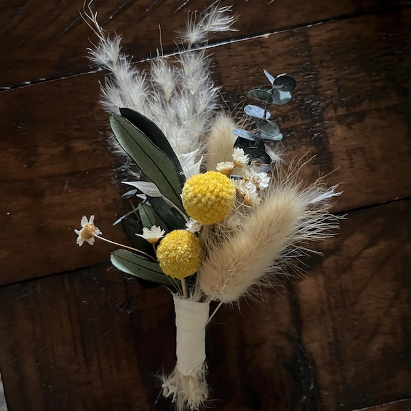 Dried Greenery, Tan and Flower Garland/ Fall Centerpiece/ Mantle Piece ...