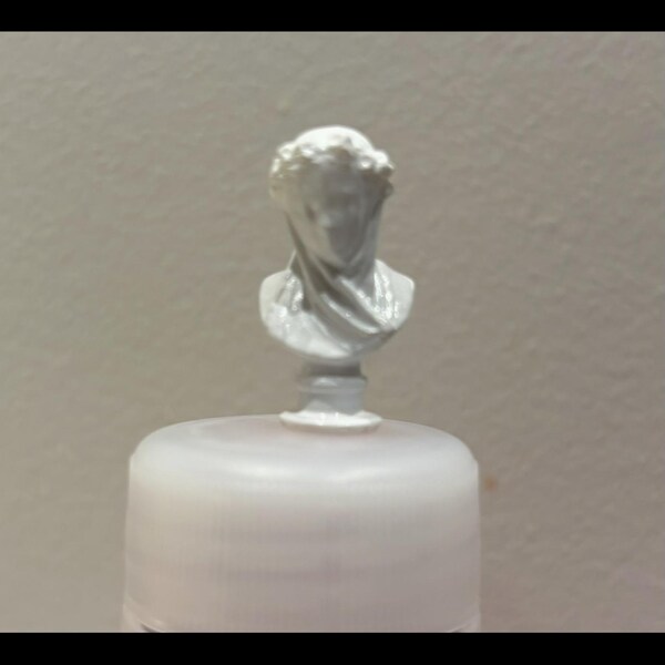 Miniature Doorknob Alice, Dollhouse Decoration - Etsy